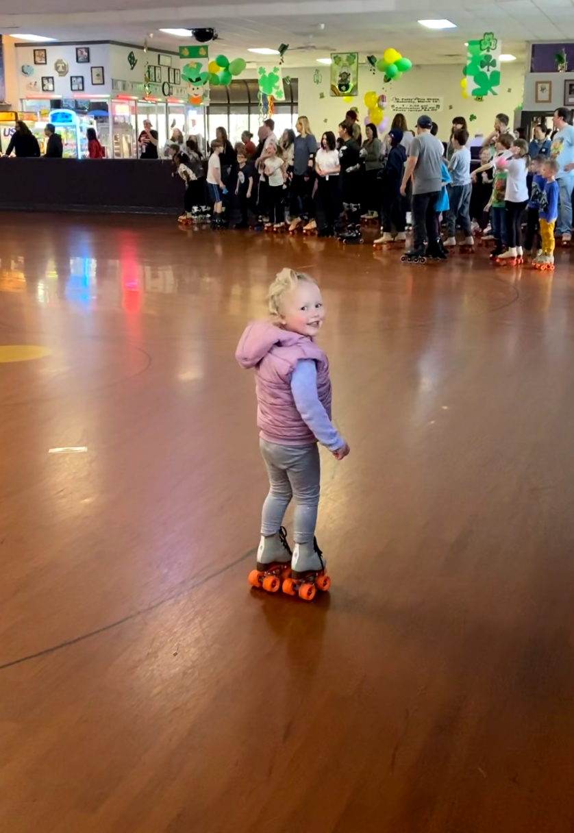12 Chicagoland Roller Skating Rinks to Let the Good Times Roll