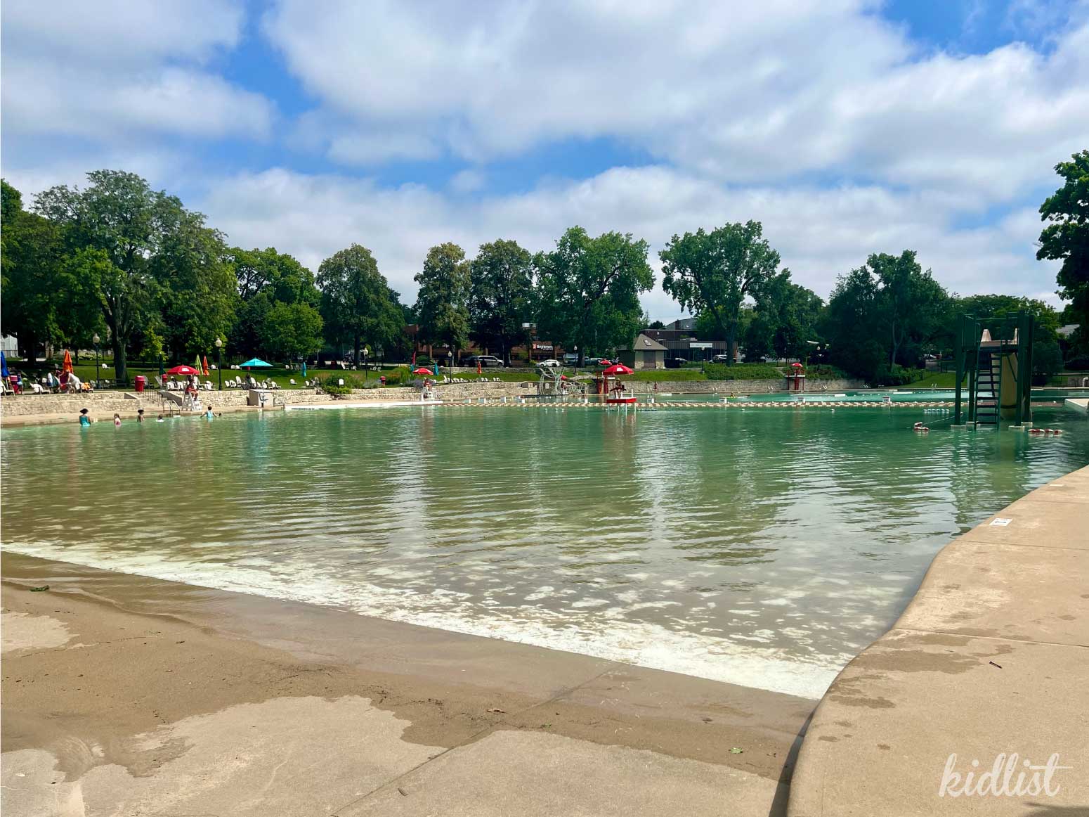 40 Outdoor Pools with Day Passes in Chicagoland