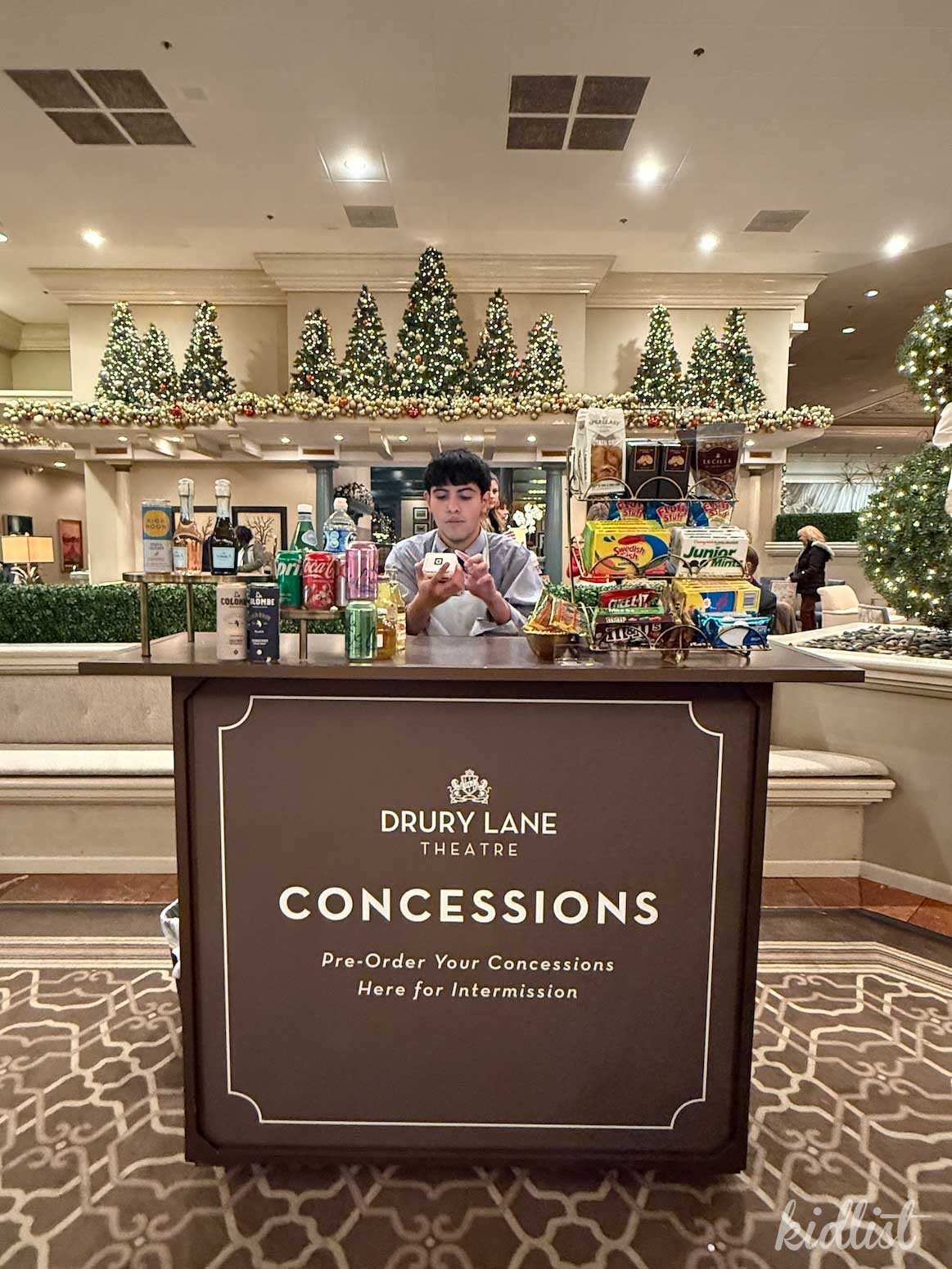 A Christmas Carol at Drury Lane Theatre: A Perfect Holiday Tradition