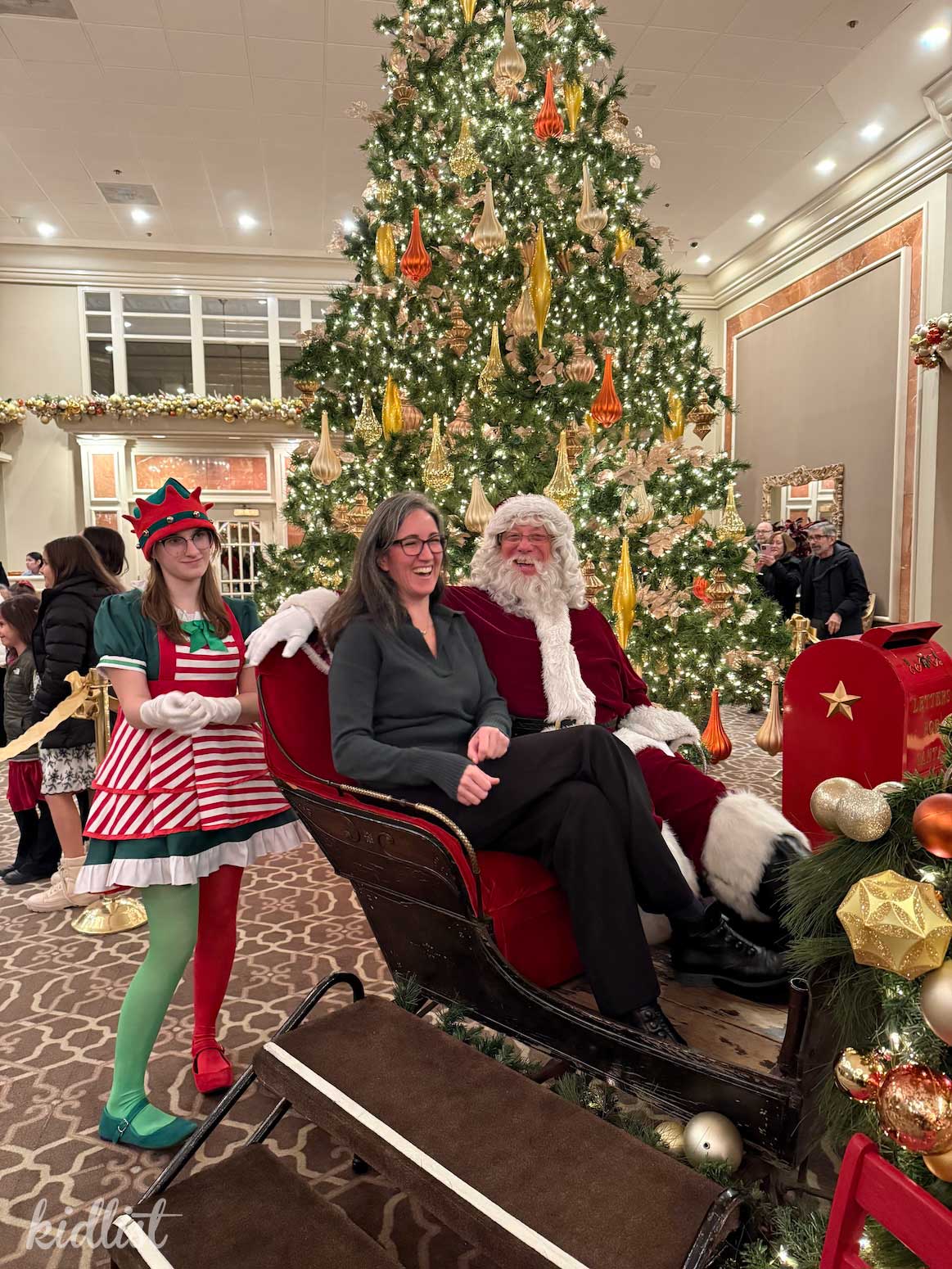 A Christmas Carol at Drury Lane Theatre: A Perfect Holiday Tradition