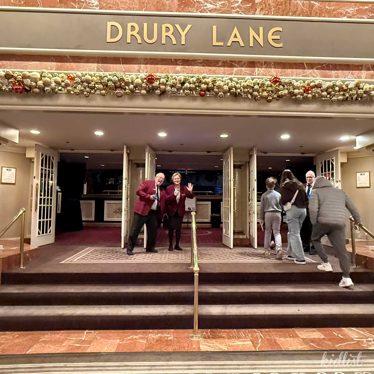 A Christmas Carol at Drury Lane Theatre: A Perfect Holiday Tradition