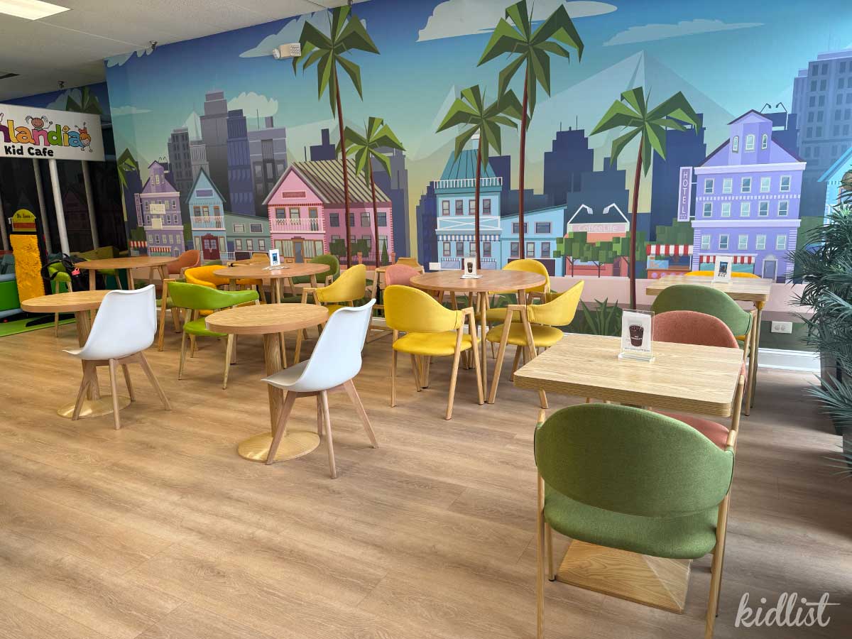 Funlandia Kid Cafe in Palatine: A Bright Indoor Play Spot for Kids 8 ...