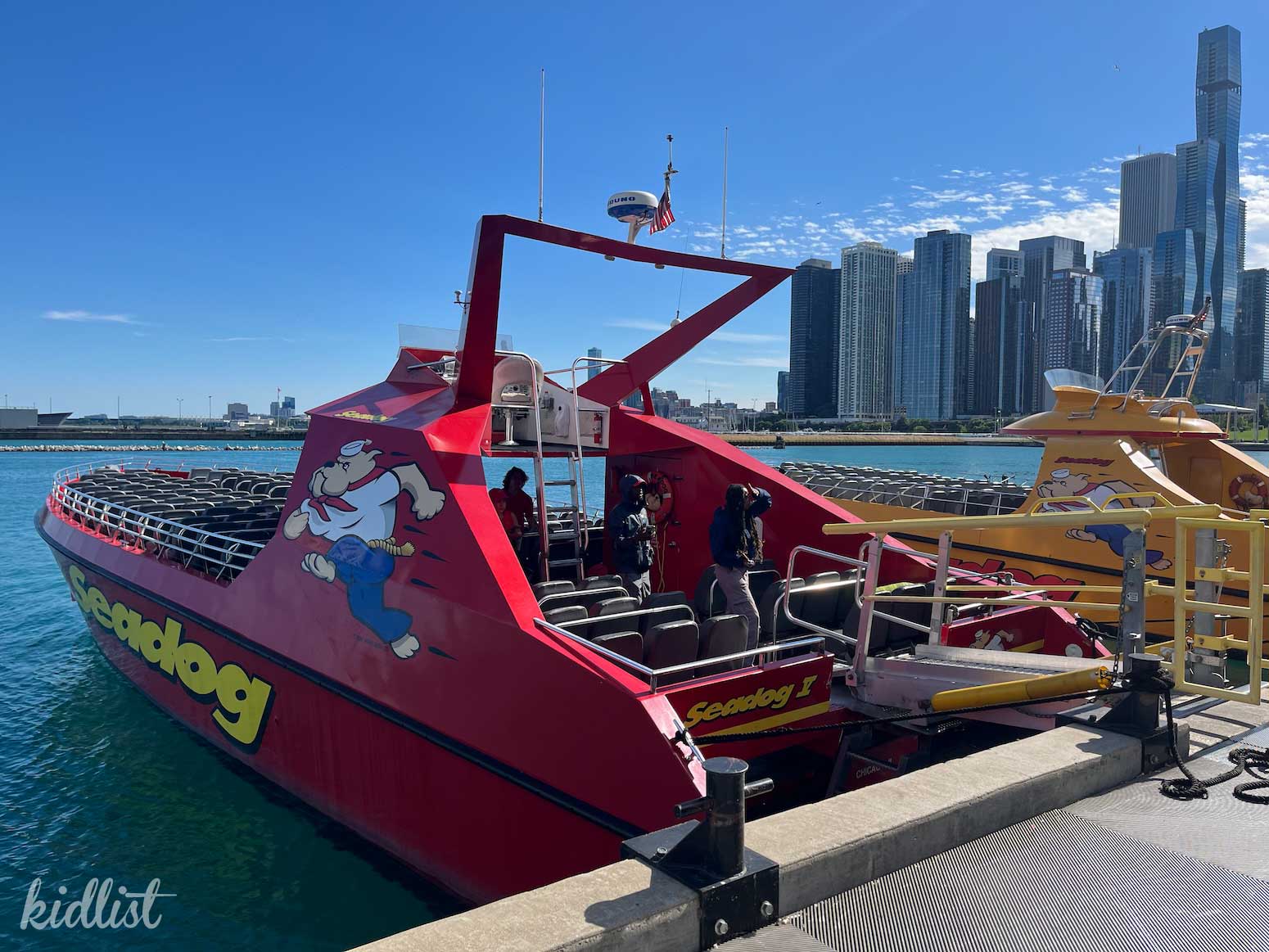 Take a Thrilling Speedboat Tour of Chicago on the Seadog