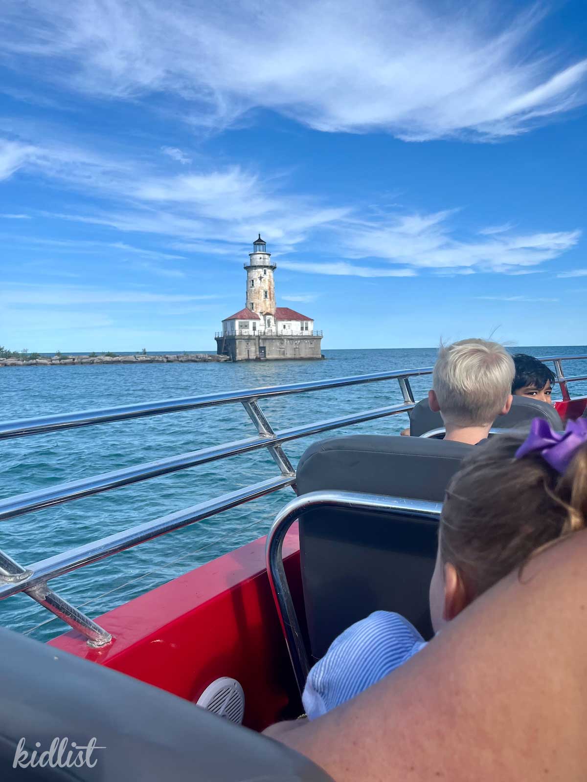 Take a Thrilling Speedboat Tour of Chicago on the Seadog