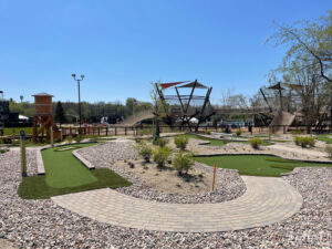 Mini Golf Chicago: 28 of the Coolest Indoor and Outdoor Courses in ...