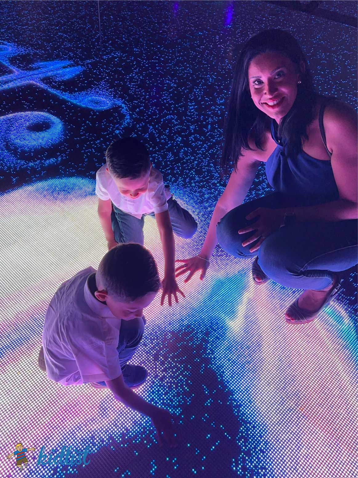 Interact with Art and Technology at WNDR Museum Chicago