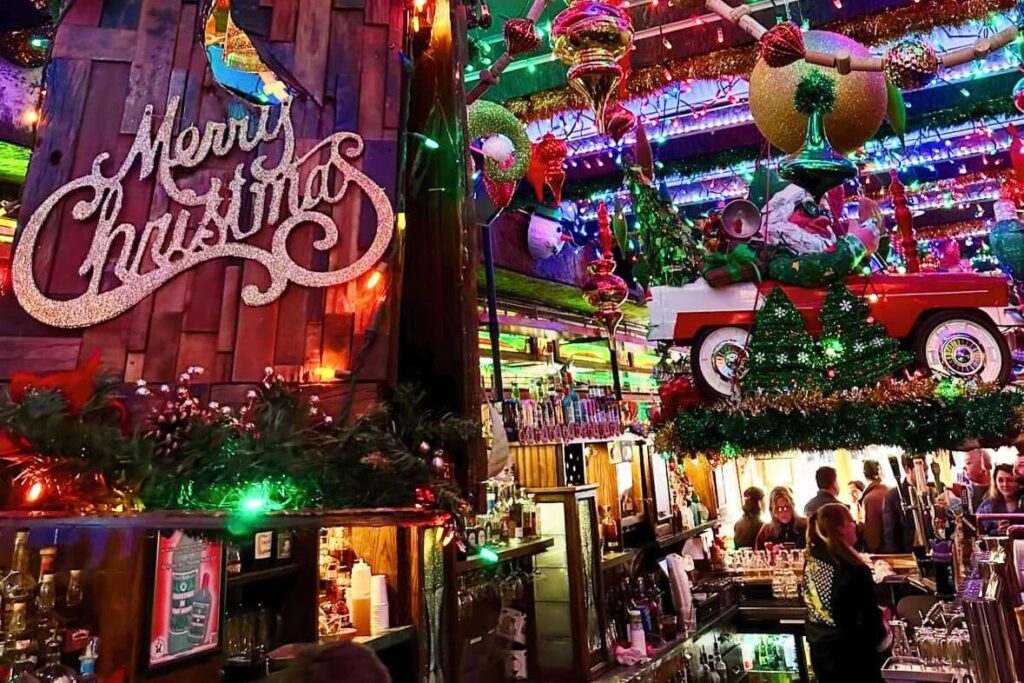 30 Chicagoland Christmas Pop-Up Restaurants and Bars with Incredible ...